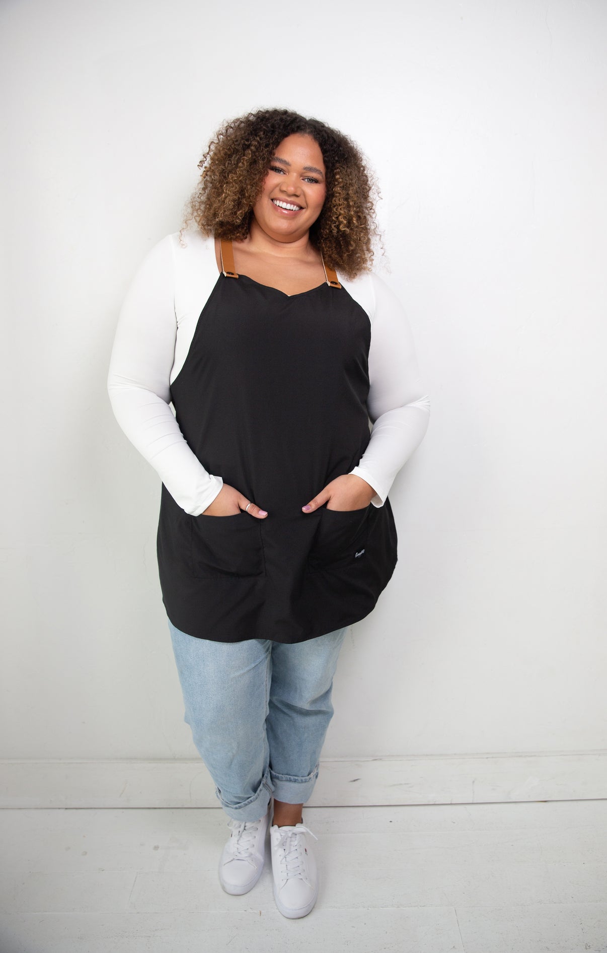 The Classic Apron – SnappedAprons