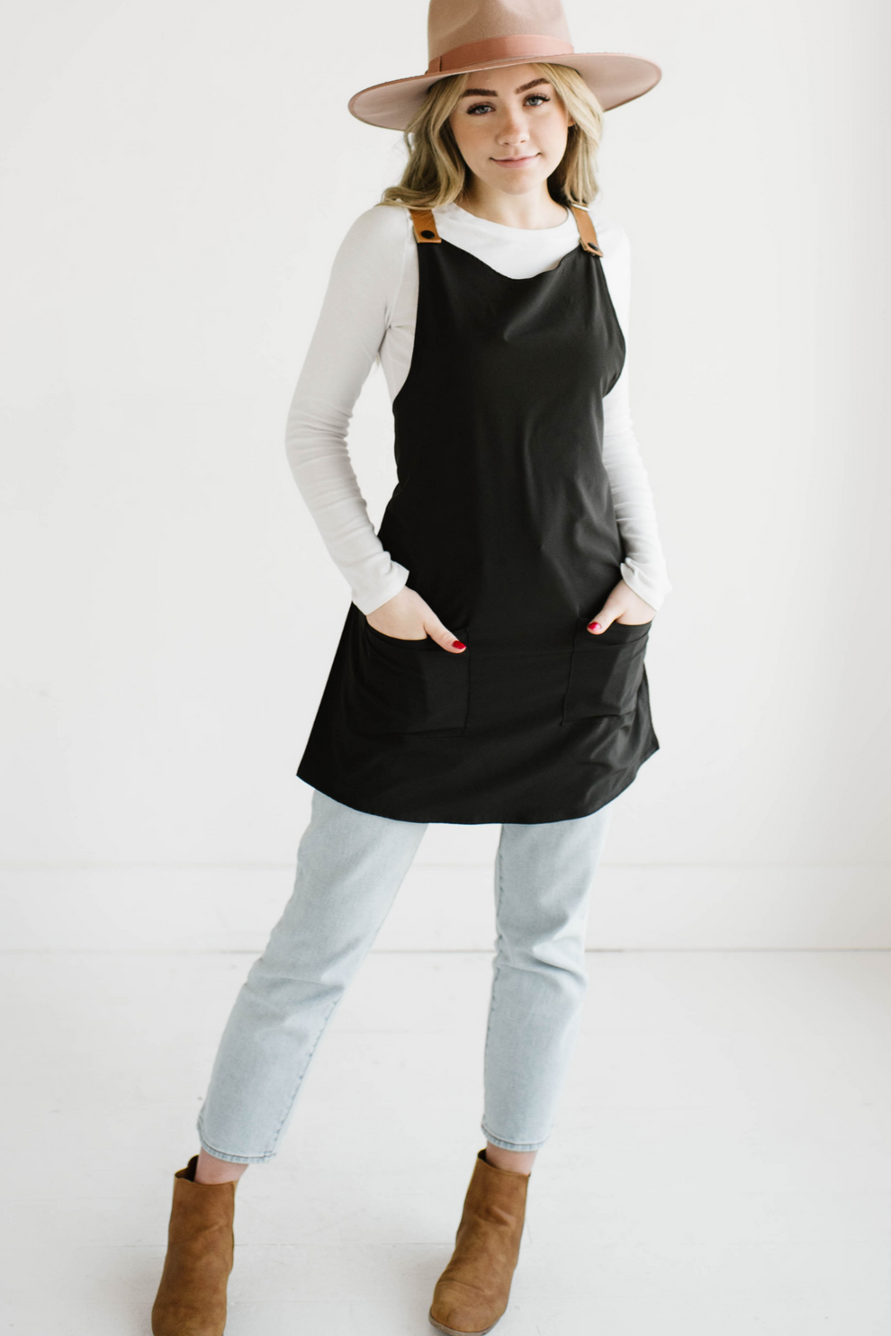 The Classic Apron – SnappedAprons