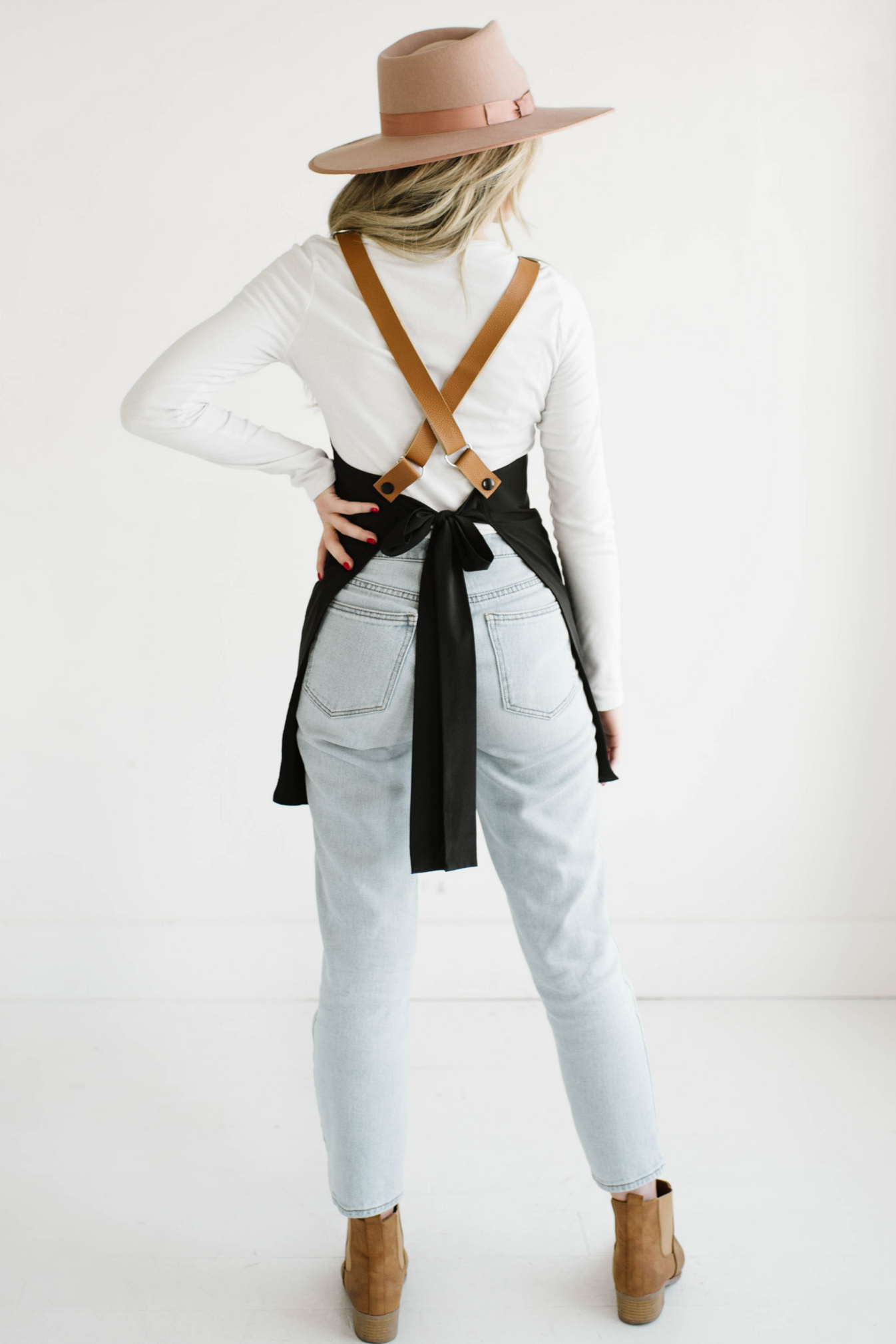 The Classic Apron – SnappedAprons